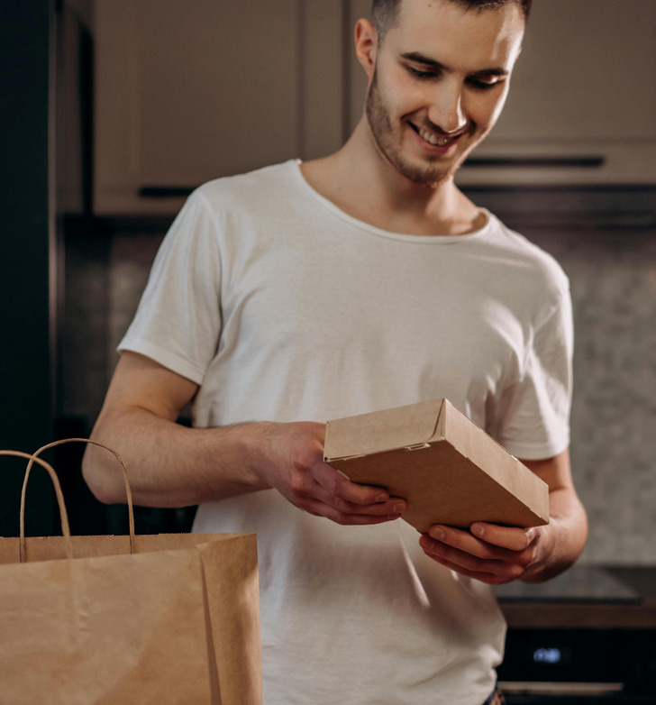 I refuse to pay for work trip expenses out of my own pocket—HR got involved