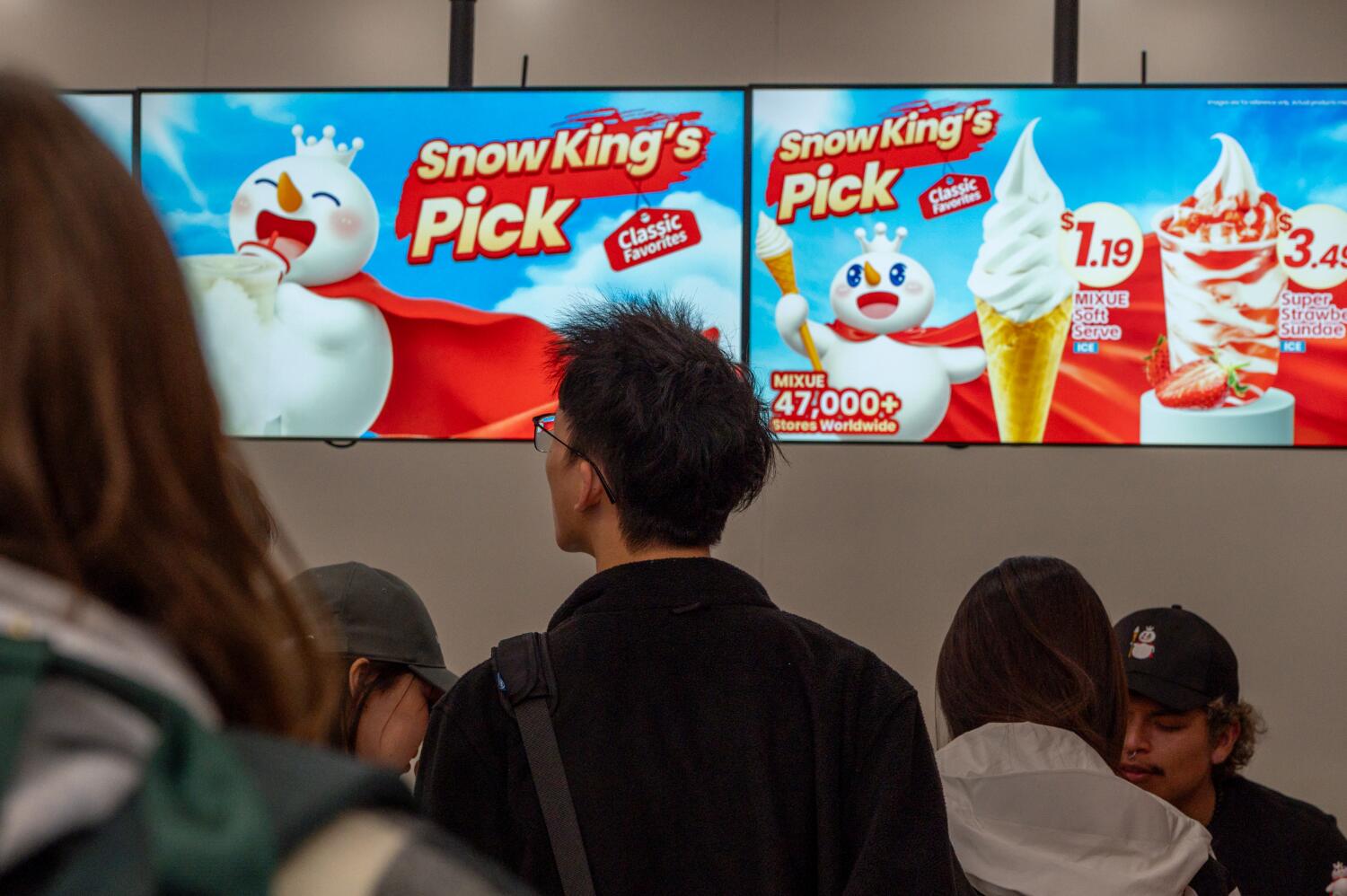 China's boba behemoth lands in Hollywood