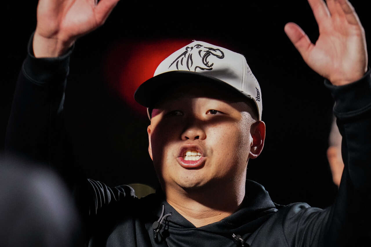 After one year in Hutto, football coach Eli Reinhart accepts D-II ...