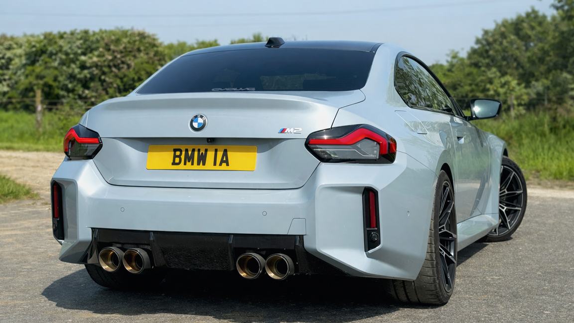 600HP BMW M2 hits 300 KMH on Autobahn