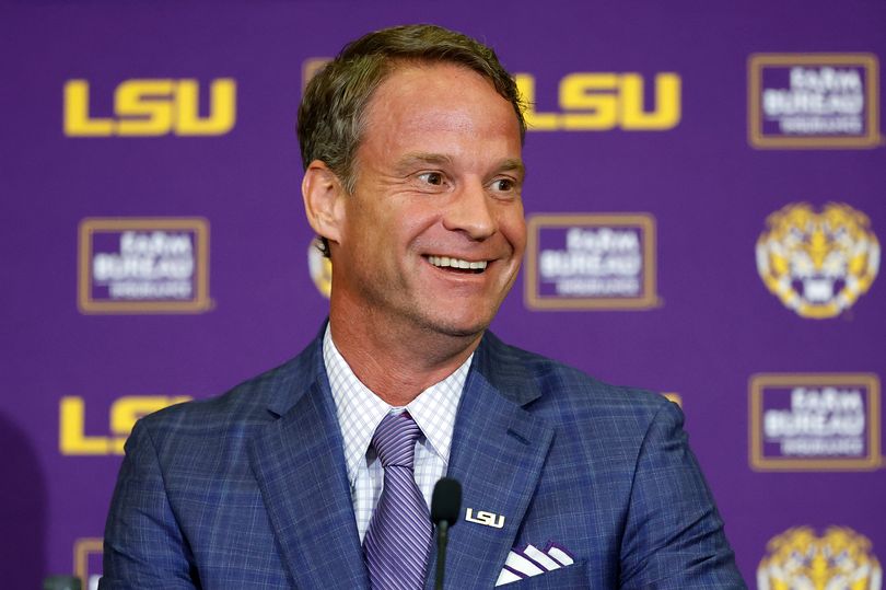 Lane Kiffin sends cheeky message after taking one of Deion Sanders' players