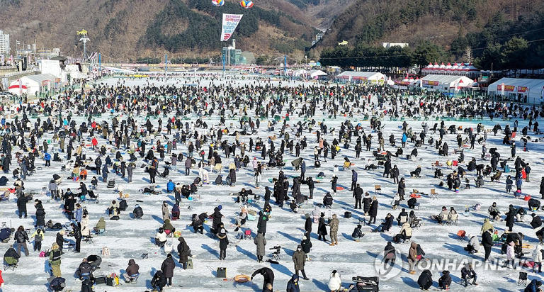 Enjoying Hwacheon ice fishing festival
