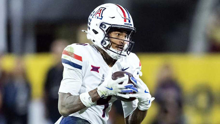 Arizona extends offer to elite 2027 wideout