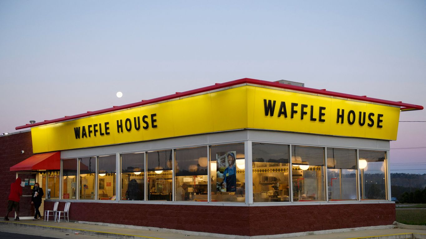 What the Waffle House index can tell you about this week's winter storm