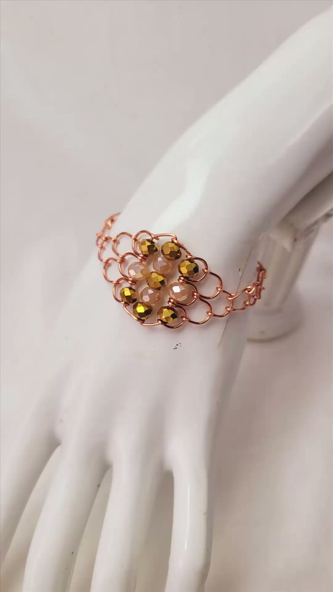 Simple fish scale bracelet | Jewelry making | Copper wire and crystal