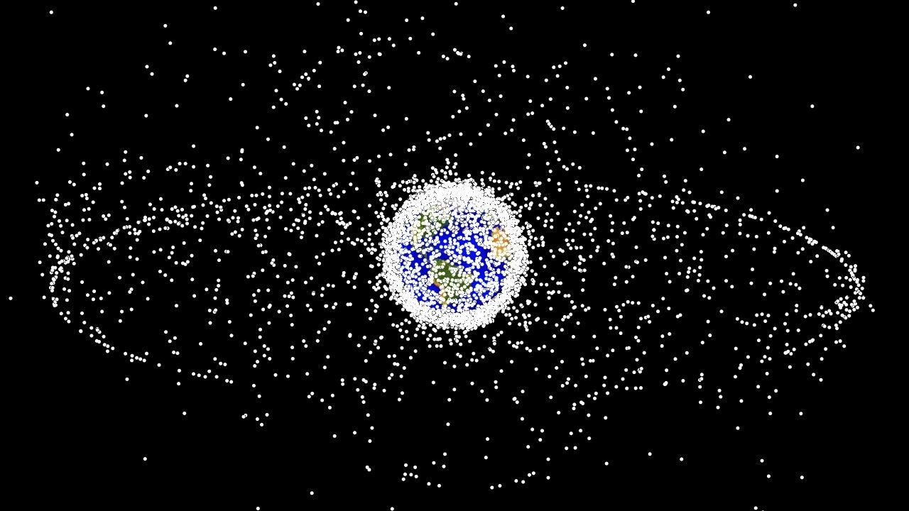 Scientists crack breakthrough way to track killer space junk before it ...