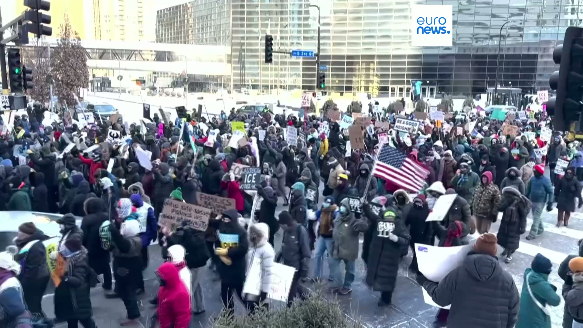 Thousands rally and hundreds of businesses close in protest against ICE ...