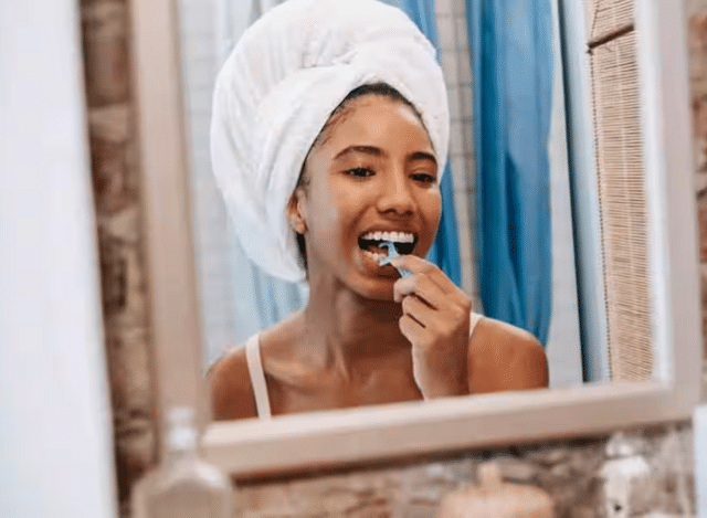 Teeth turning yellow even after brushing daily, know what the reason is ...