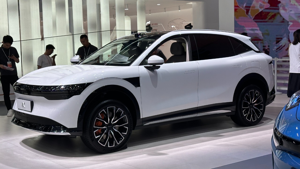 Zeekr 7X proves Chinese EVs can go premium and still crush rivals