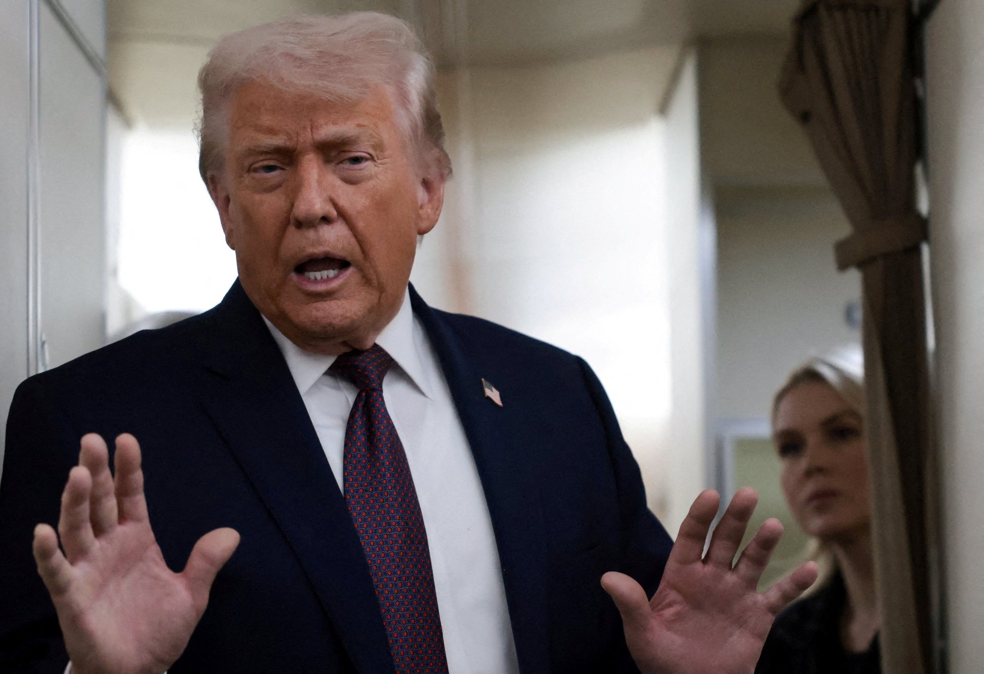 Trump hyller britiske soldater i kjølvannet av kritisert NATO-uttalelse