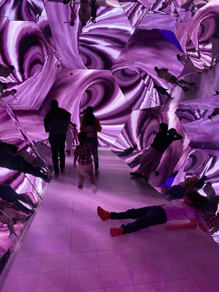 Bubble Planet Grapevine: What to expect before you go