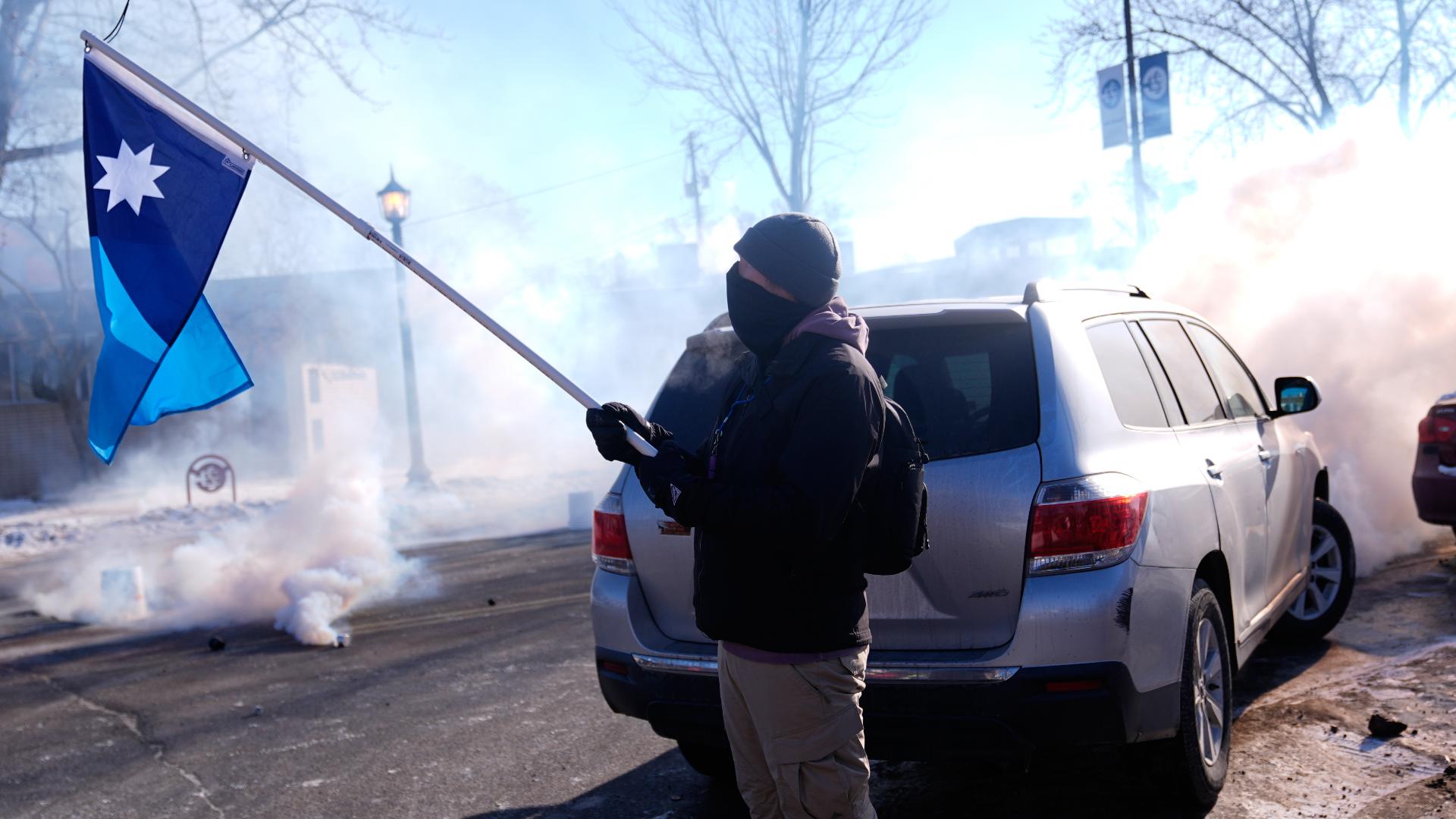 Man is shot and killed during Minneapolis immigration crackdown