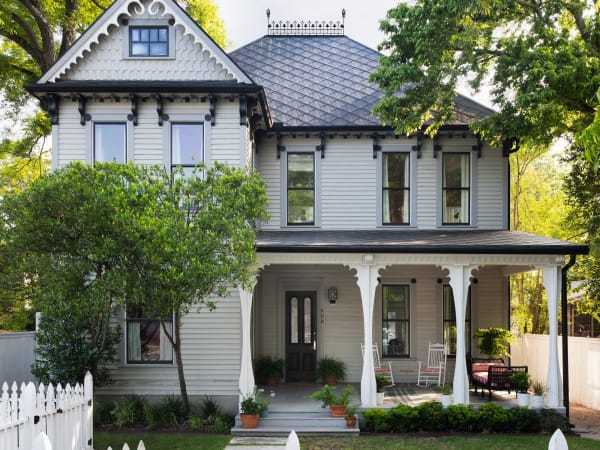 Elijah Wood's former Austin home hits the market and more top stories