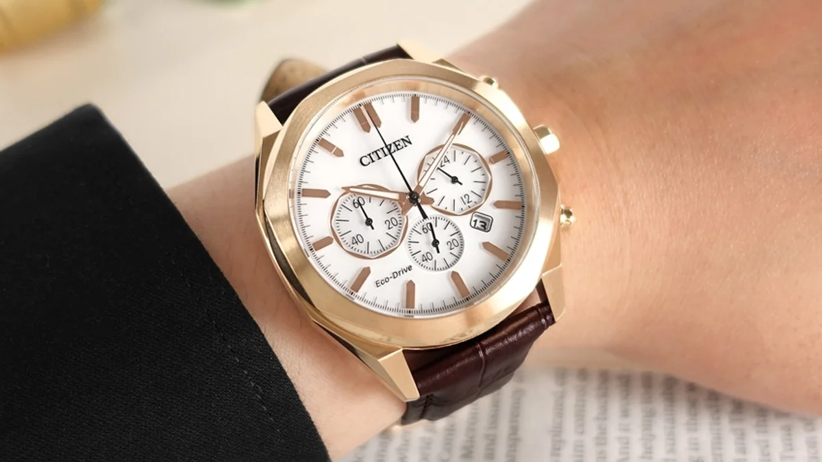 Citizen firma este reloj con tecnología solar que Amazon ha decidido ...