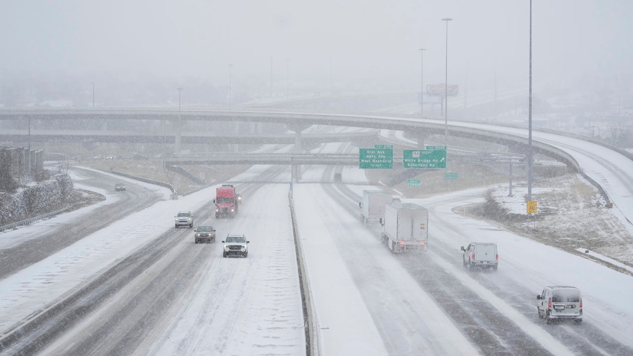 Live updates: Winter Storm Fern: 130,000+ power outages, thousands of ...