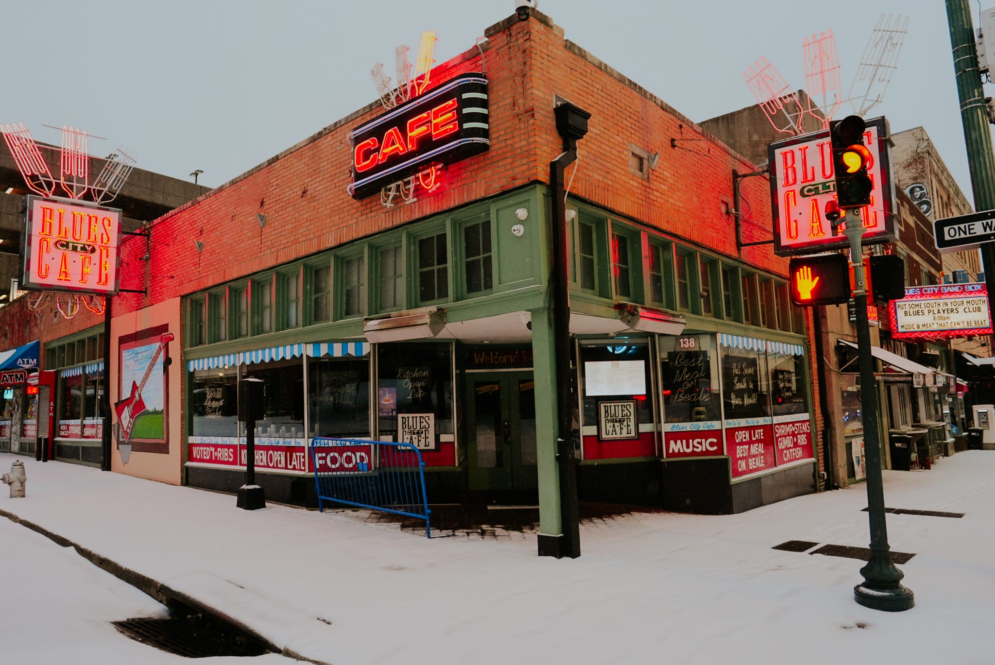 What Memphis restaurants are open despite winter storm? See the list