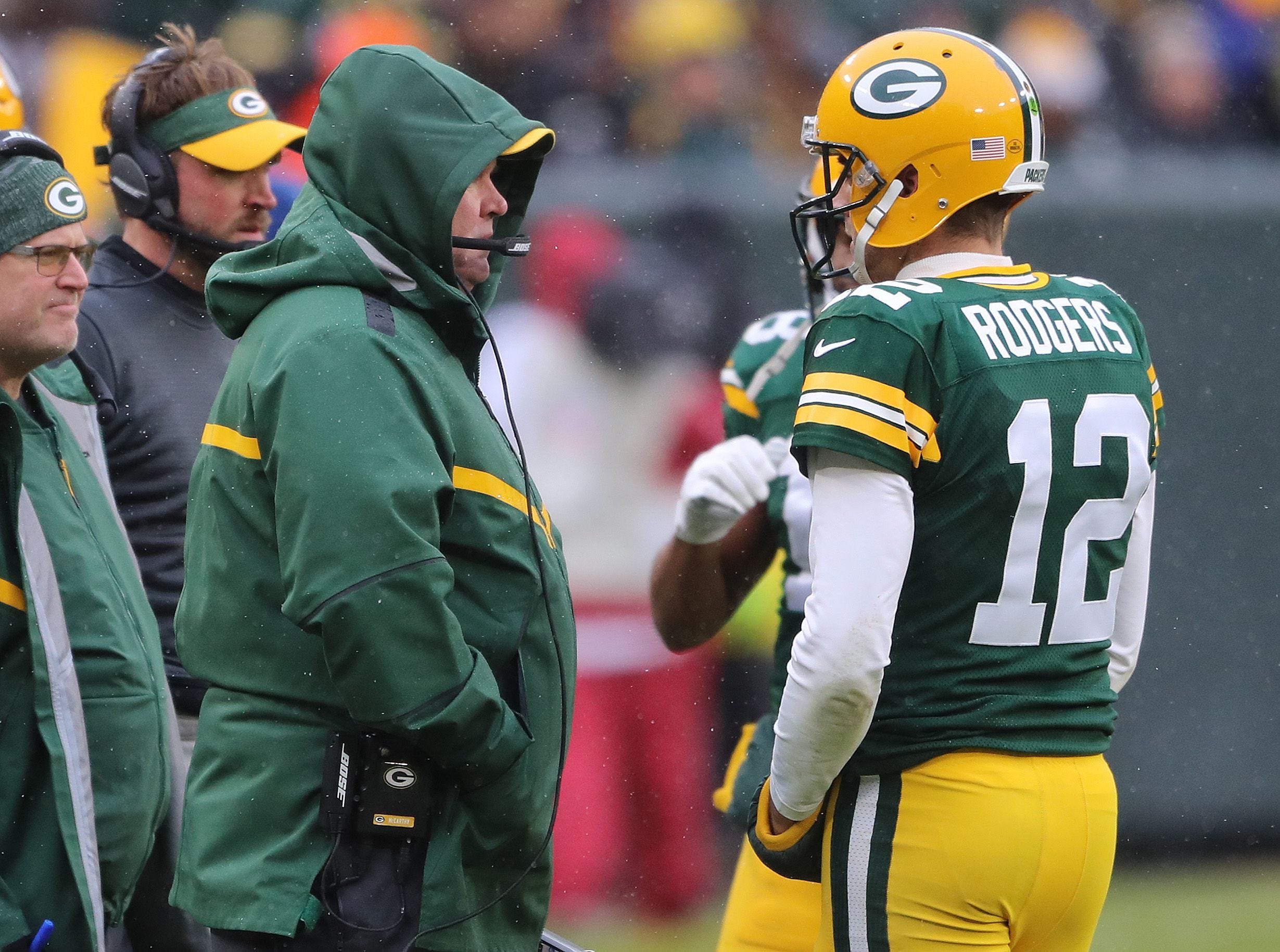 Will Aaron Rodgers return to Steelers if the team hires Mike McCarthy?