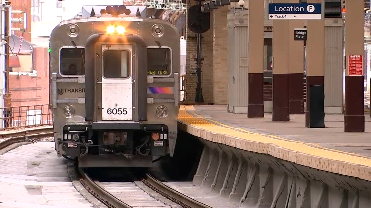 NJ Transit announces suspension plans for Sunday amid winter storm