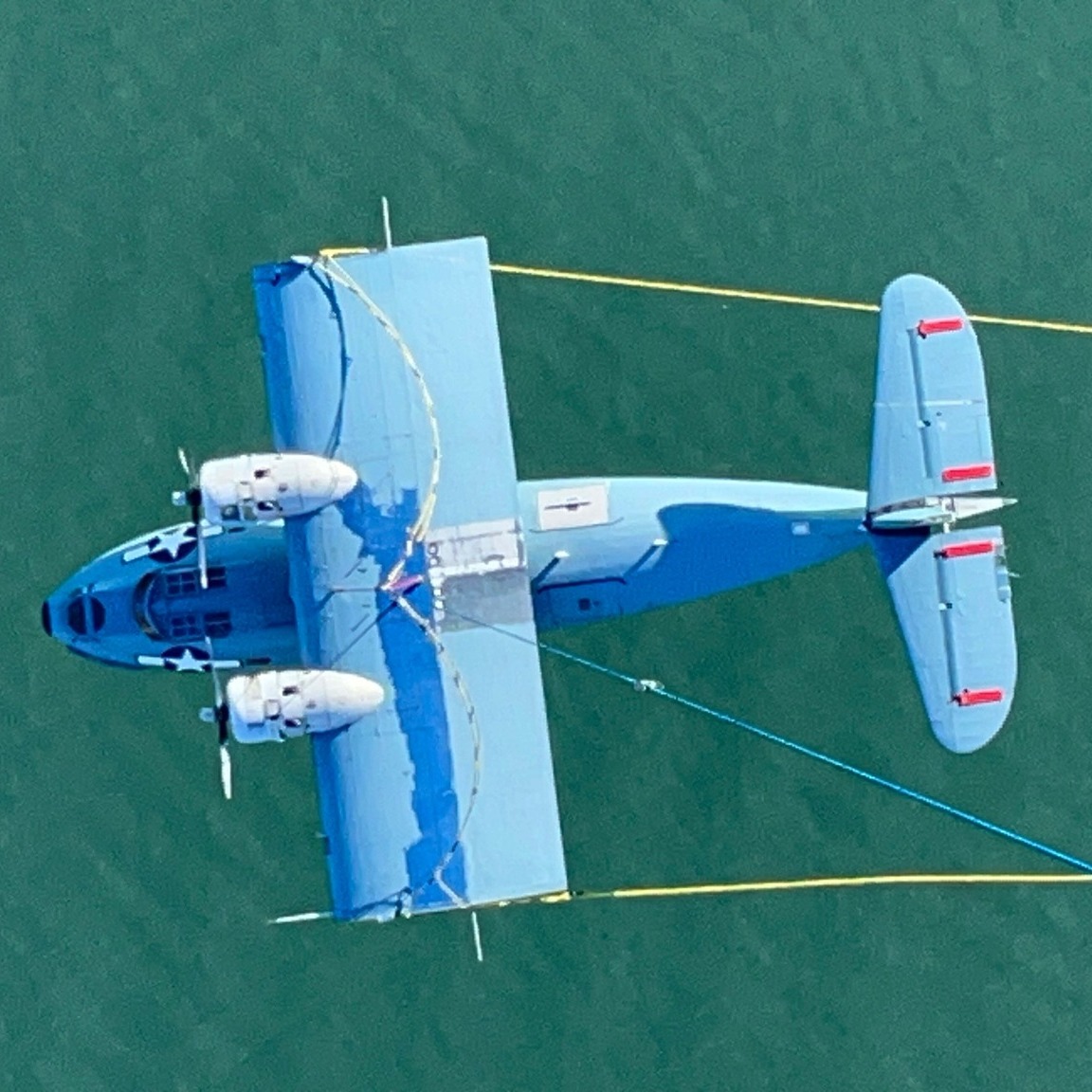 One last flight: WWII PBY Catalina airlifted by CH-47 Chinook over ...