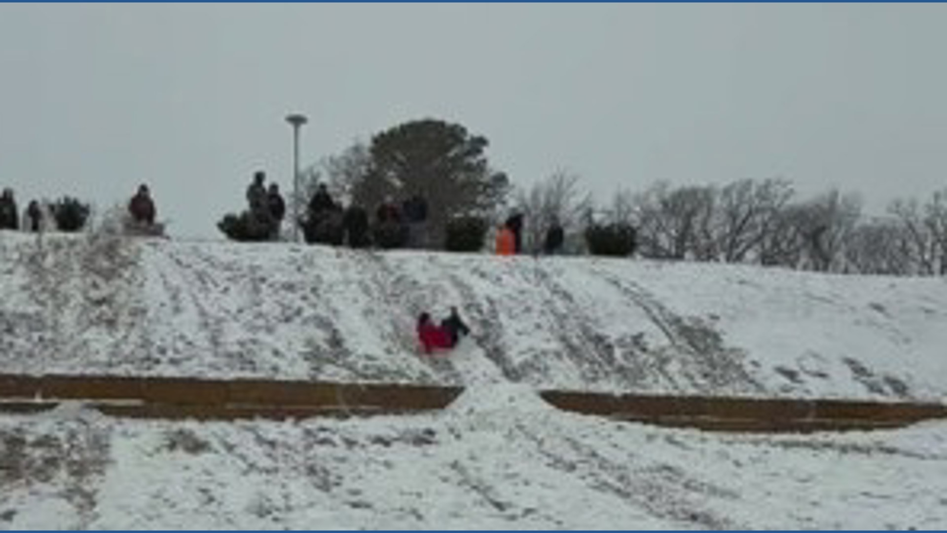 5NEWS sleds down U of A campus hill