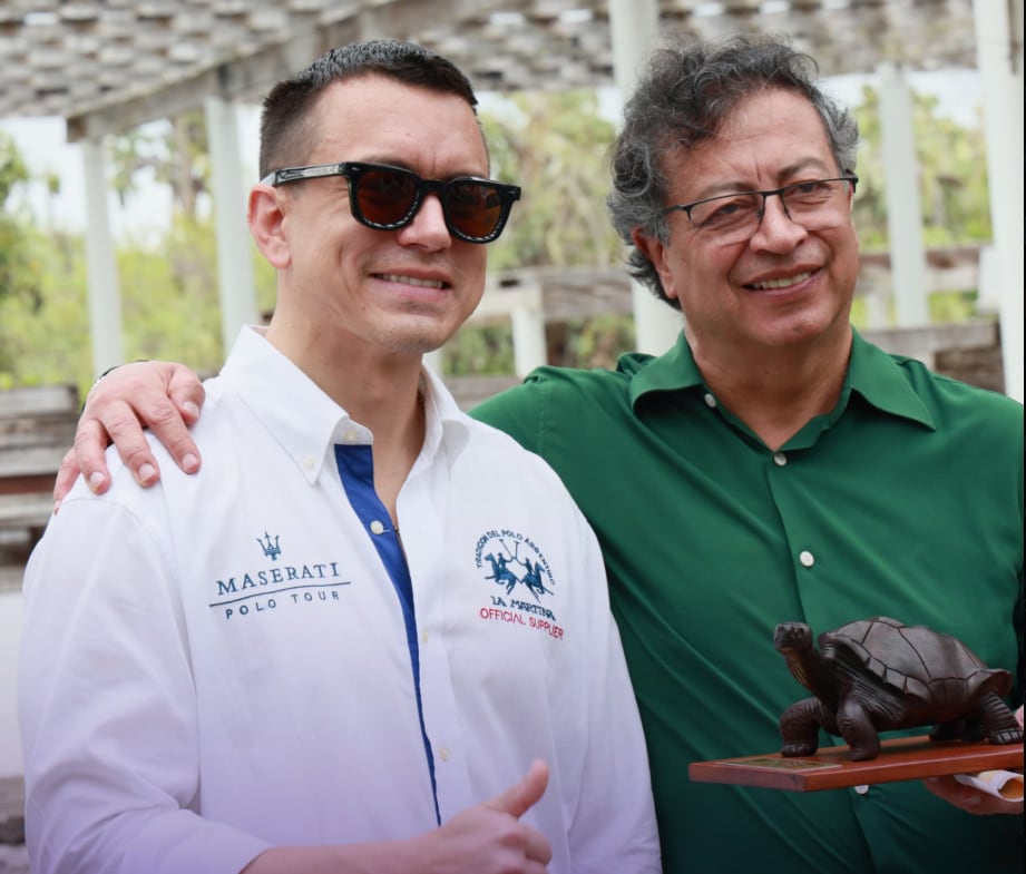 Gustavo Petro acepta reunirse con Daniel Noboa y propone un primer punto