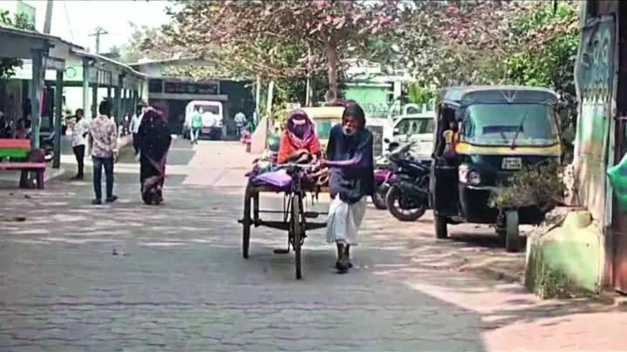 Ailing wife in rickshaw van, 70-yr-old in Odisha cycles 600km to ...