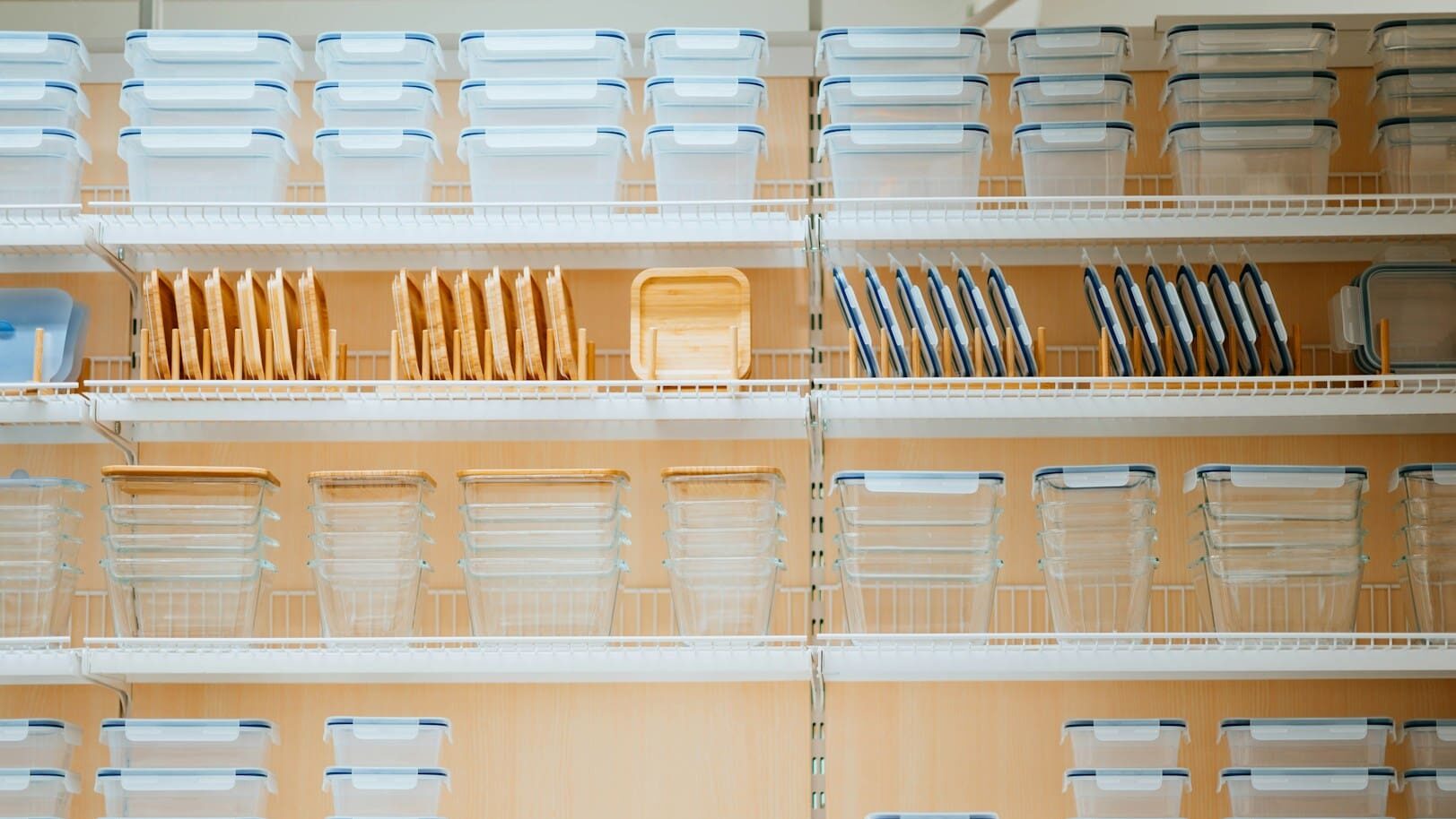 Okamžitě to přestaňte používat: Tento kuchyňský pomocník uvolňuje do ...