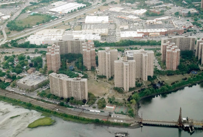 NYC pol seeks overhaul of woke, 'financially crippling' gas-to-electric ...