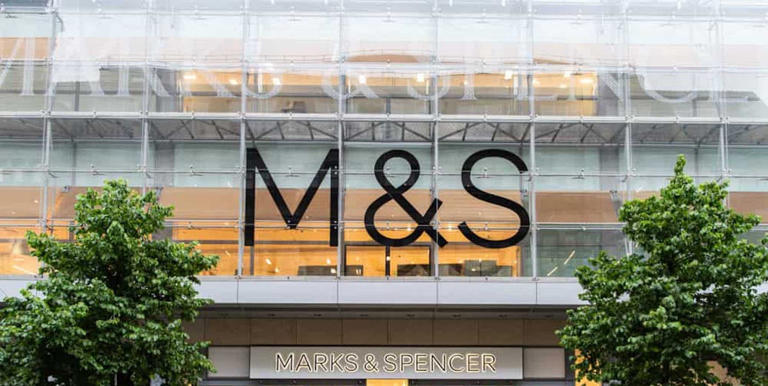 M&S’ £35 dusky pink reversible duvet set ticks off two trends in one ...