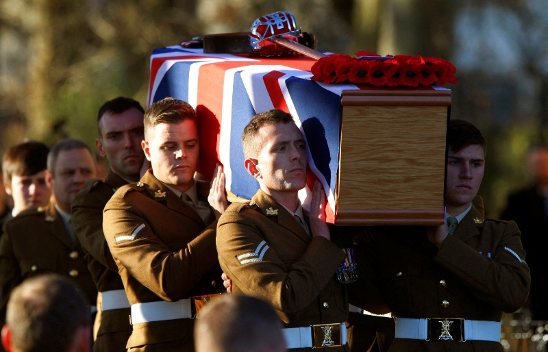 Trump elogia a las tropas británicas como valientes guerreros tras la ...