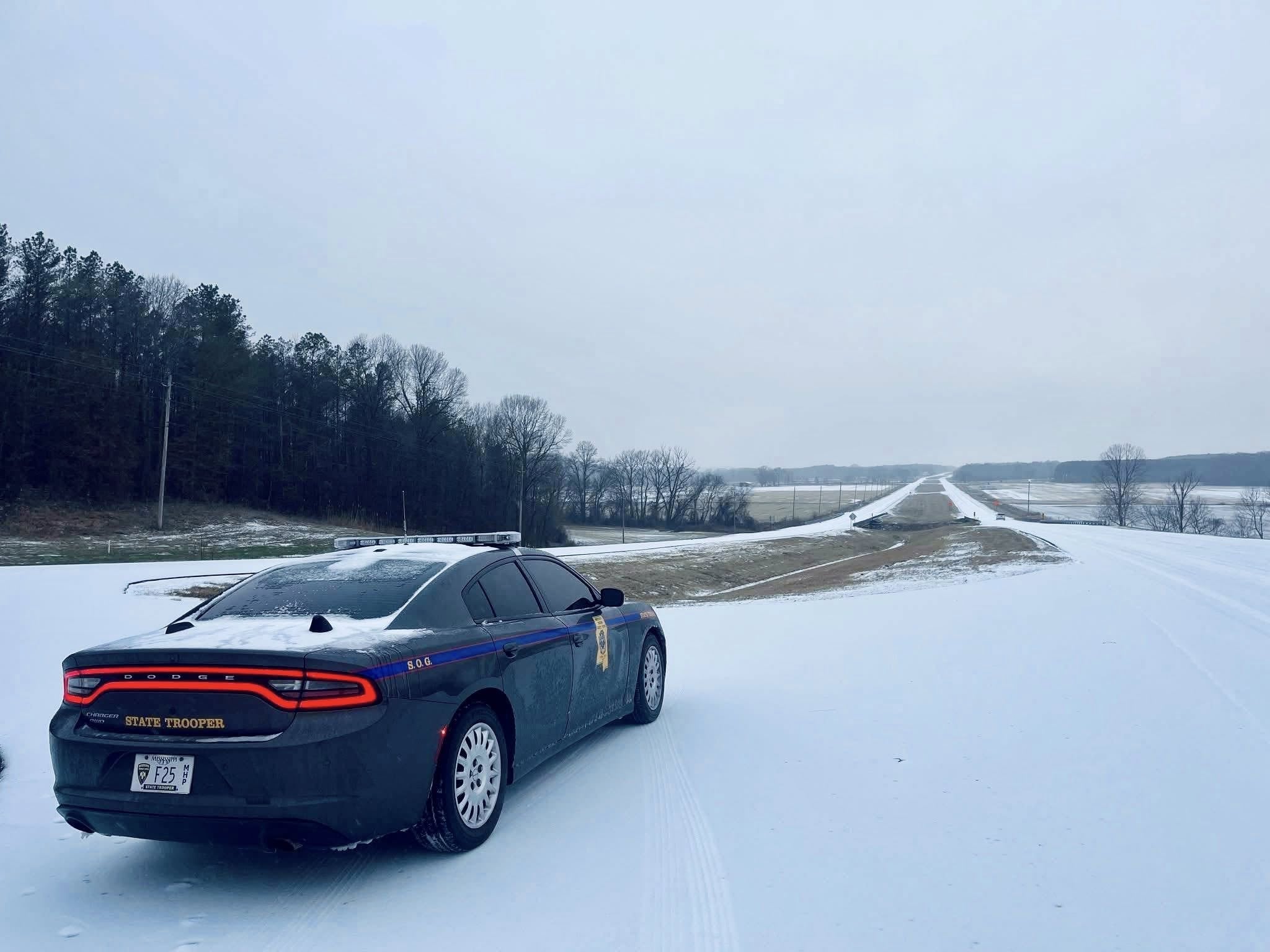 Icy conditions reported in Mississippi as winter weather pushes through ...
