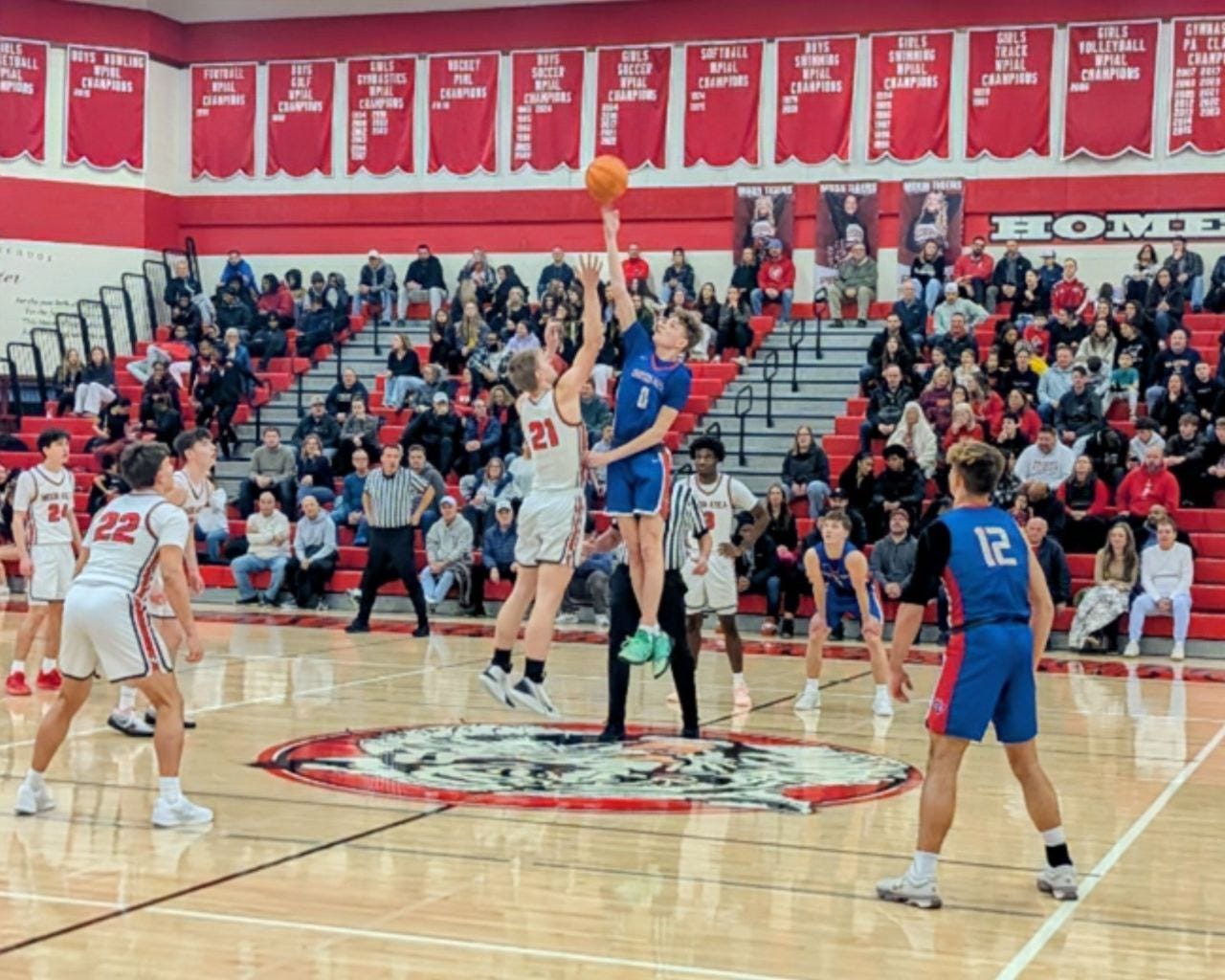 Moon upsets top-ranked Chartiers Valley on game-winning three by ...