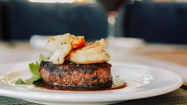 14 regional steakhouse chains you should seek out