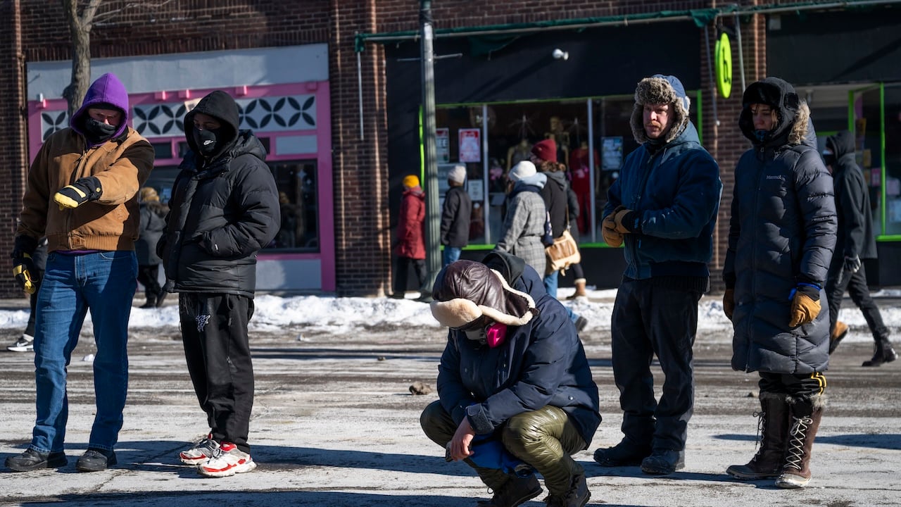 NBA cancels Warriors-Timberwolves game in wake of ICE fatally shooting ...