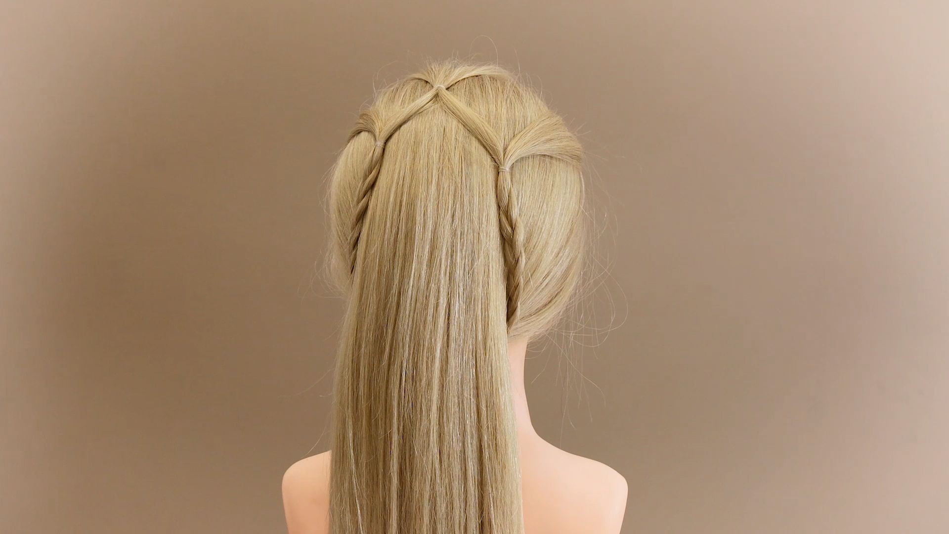 Explore penteados longos modernos hoje