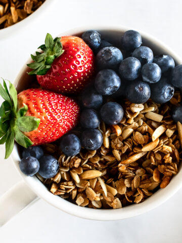 How to make granola clusters