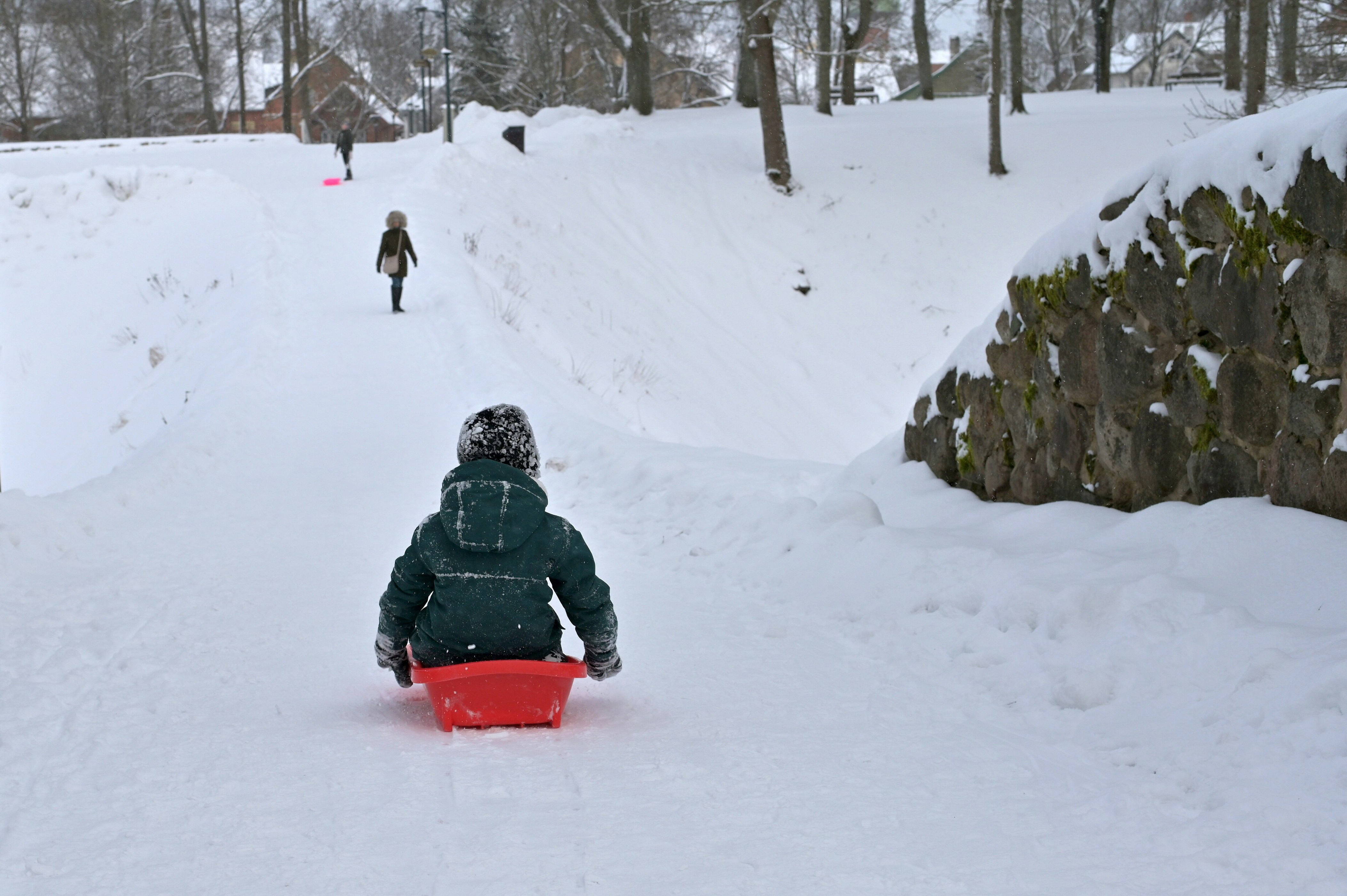 Parks and Rec. remind sledders of safety rules after two hospitalized ...