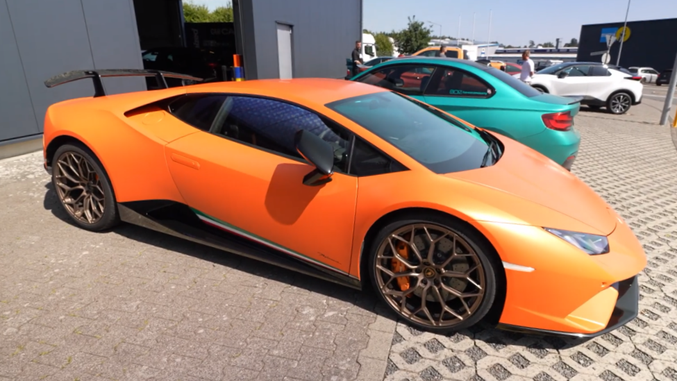 Lamborghini Performante tested on the iconic race circuit