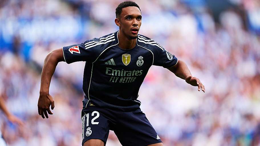 Raphinha, Alexander-Arnold, Julián Álvarez e mais notícias do mercado ...