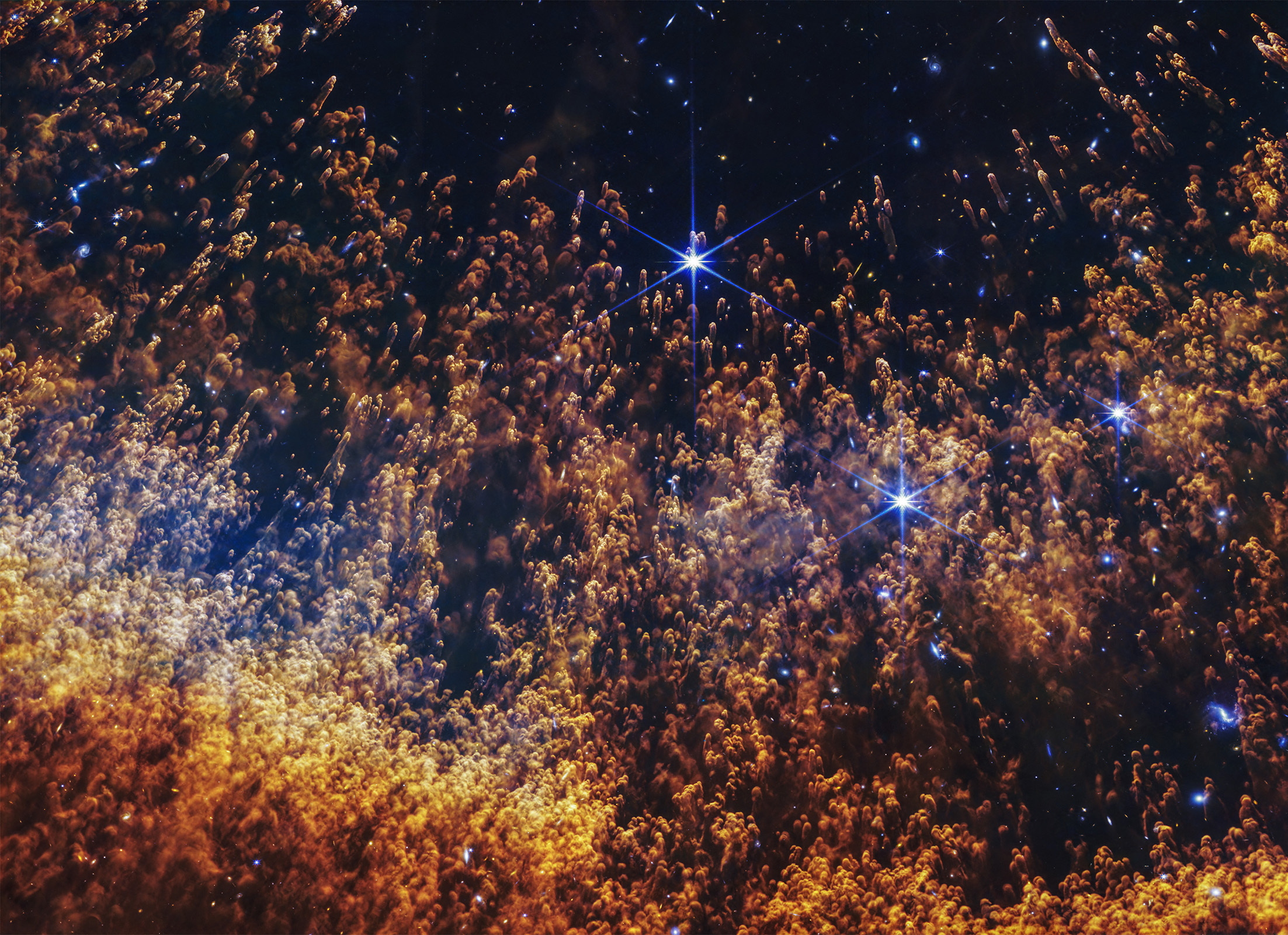 Mind blowing James Webb photo shows star crumbling into dust