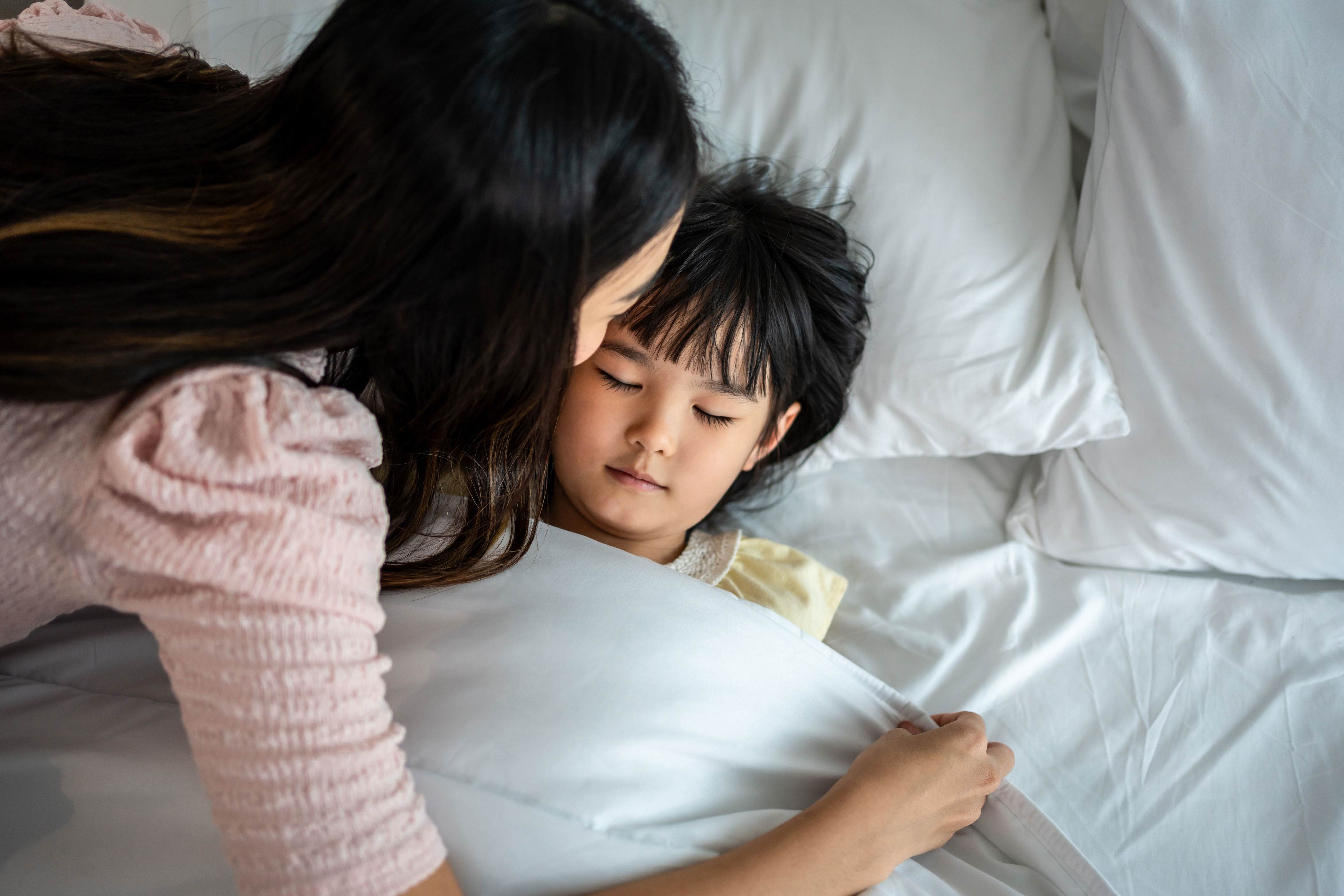 Nutritionist reveals the sleep-boosting foods kids really need