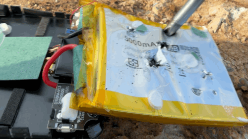 Why lithium batteries in our phones and laptops keep failing us - and ...
