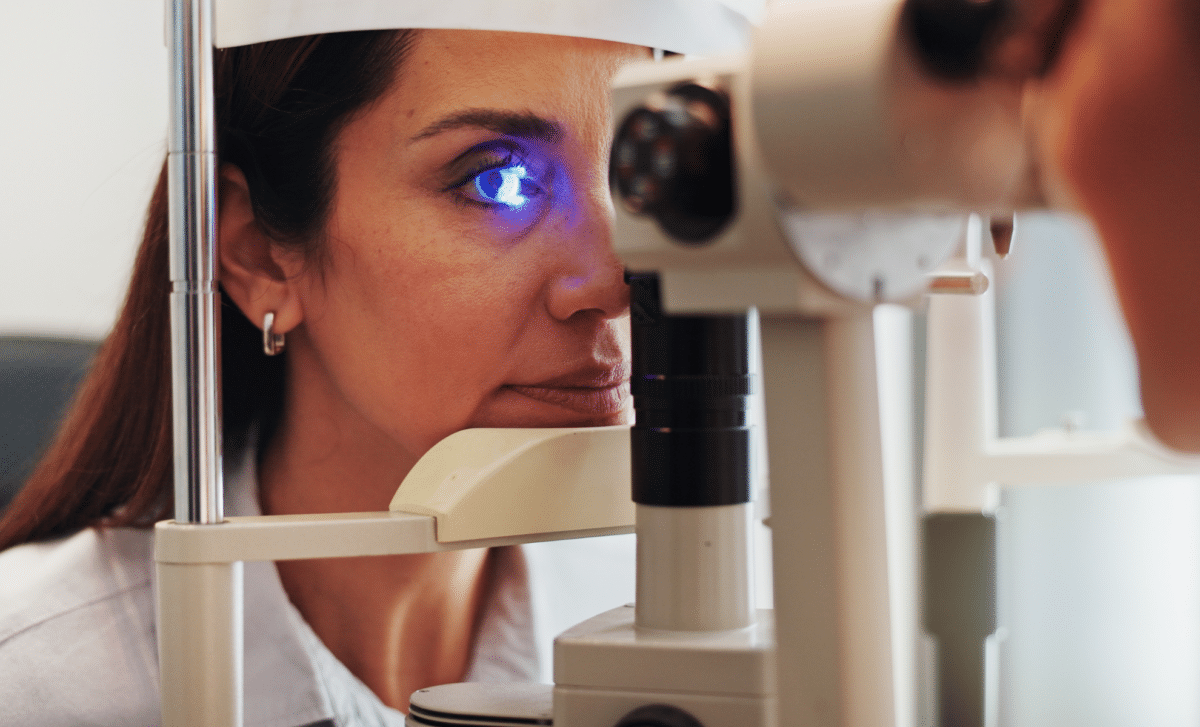 New ultra-thin retinal implant shows promise for restoring vision ...