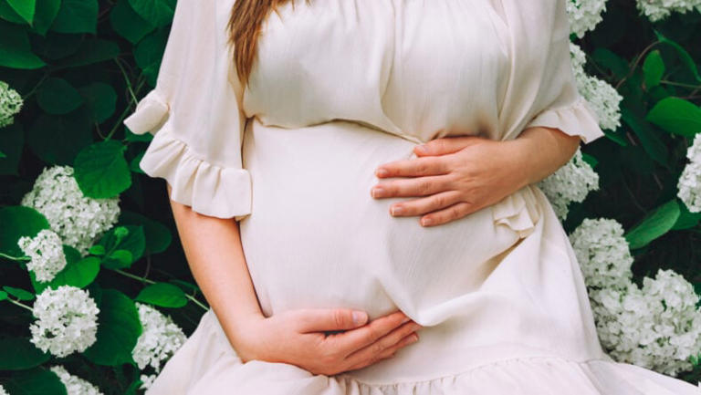 She got disowned by her family for getting pregnant at 16, then a DNA ...