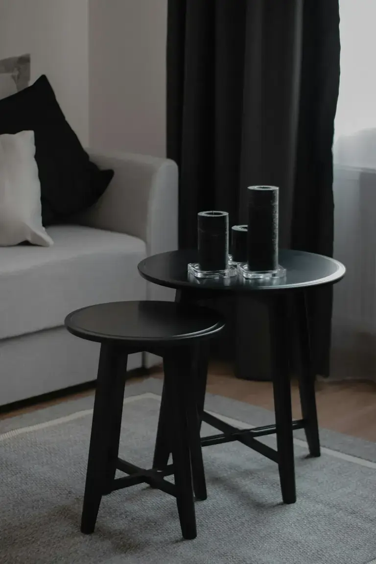 The 3 modern paint colors that will make your home look dated by next year