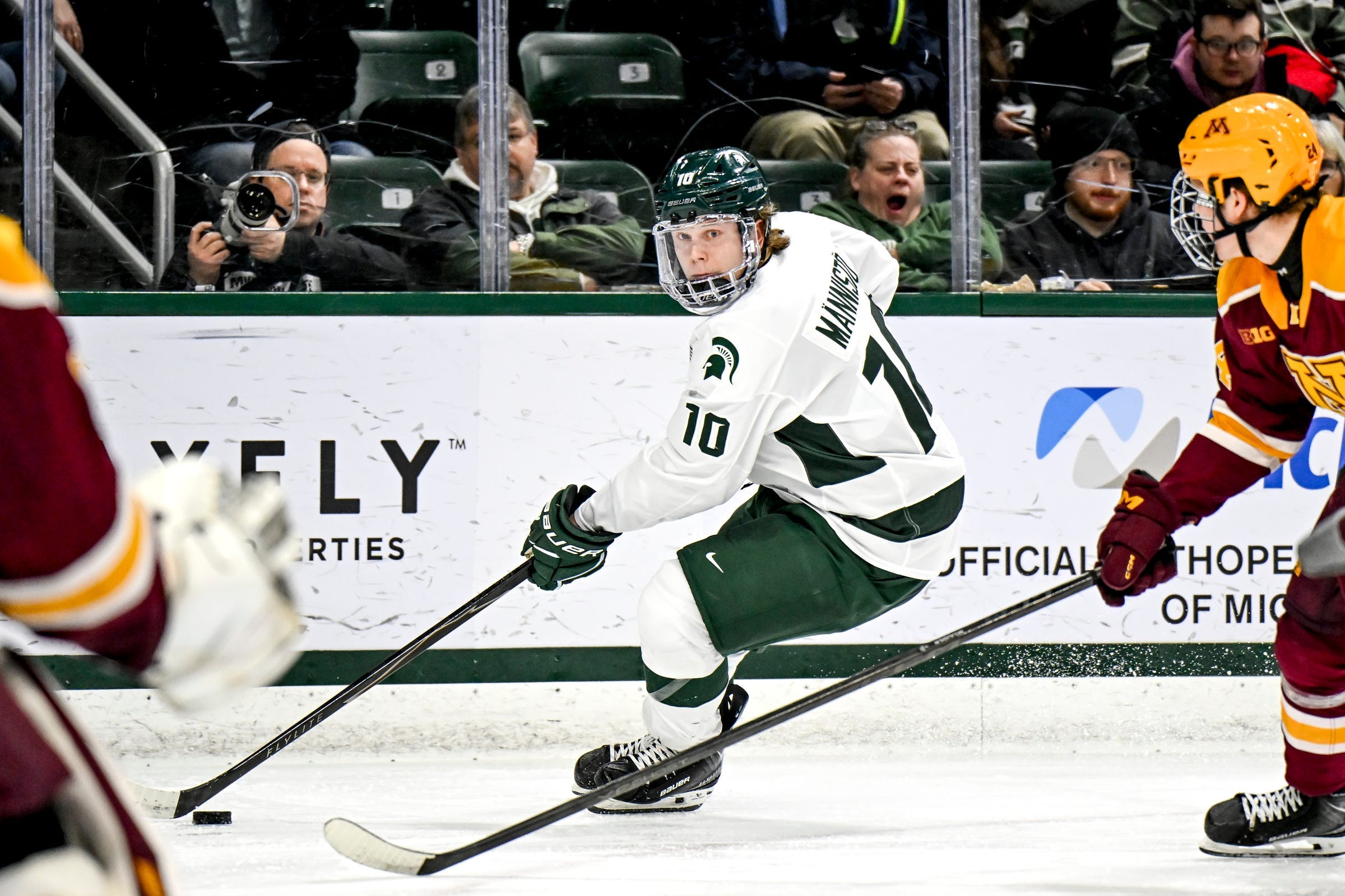 How to watch Michigan State hockey vs. Minnesota on Saturday