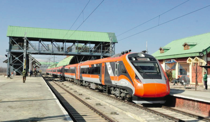 Over 3,000 passengers used special train between Katra, Srinagar in 2 days