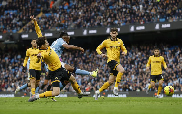 Soccer-Marmoush and Semenyo score in City's first league win in nearly ...