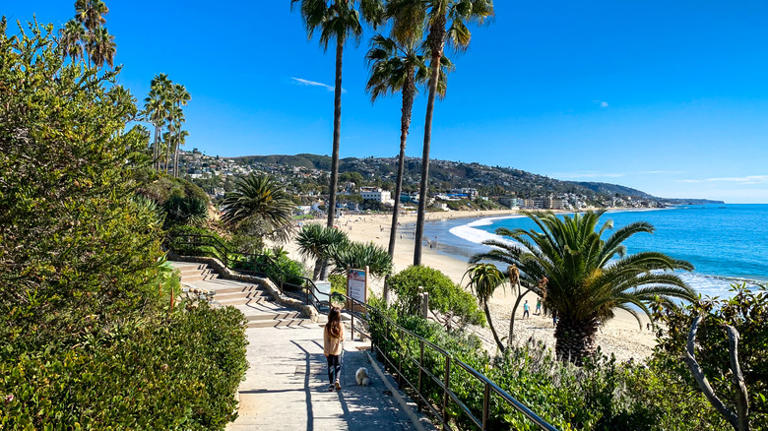 5 walkable US beach towns where you can skip the car
