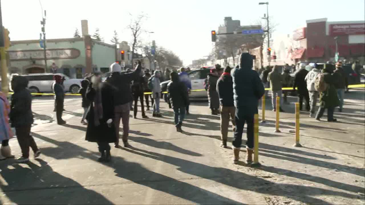 LIVE UPDATES: Federal agents shot person in Minneapolis